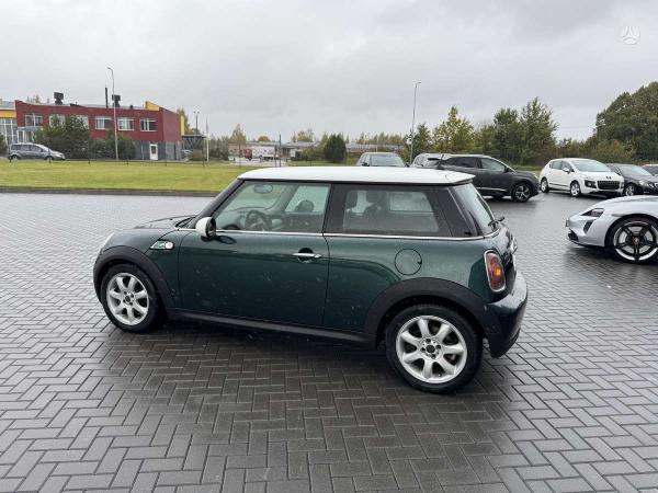 Zaļš MINI Cooper 2008 Telšiai, ar dzinēja tilpumu 1.56 L un nobraukumu 166 tūkst. km par 3300 €, foto 5 vietnē AUTOMOTO.COM.LV