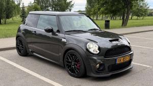 Zaļš MINI Cooper 2011 Širvintos, ar dzinēja tilpumu 1.60 L un nobraukumu 238 tūkst. km par 11000 €, foto  vietnē AUTOMOTO.COM.LV