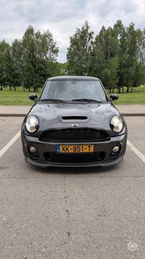 Zaļš MINI Cooper 2011 Širvintos, ar dzinēja tilpumu 1.60 L un nobraukumu 238 tūkst. km par 11000 €, foto 3 vietnē AUTOMOTO.COM.LV