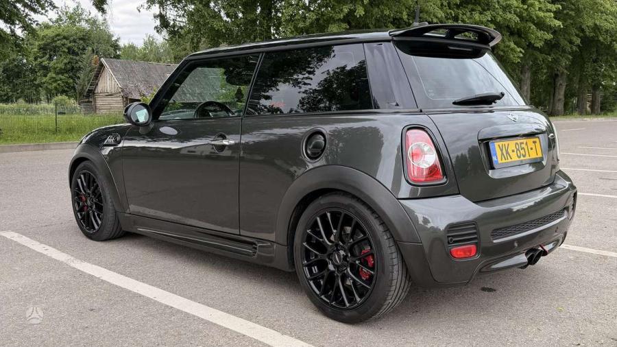 Zaļš MINI Cooper 2011 Širvintos, ar dzinēja tilpumu 1.60 L un nobraukumu 238 tūkst. km par 11000 €, foto 7 vietnē AUTOMOTO.COM.LV