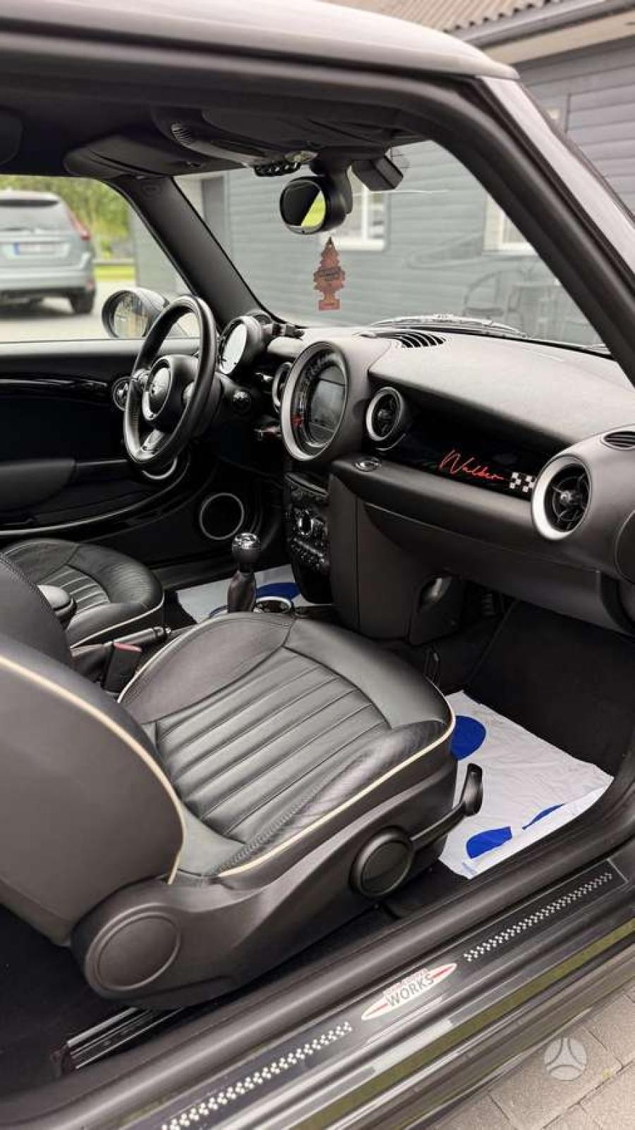 Zaļš MINI Cooper 2011 Širvintos, ar dzinēja tilpumu 1.60 L un nobraukumu 238 tūkst. km par 11000 €, foto 16 vietnē AUTOMOTO.COM.LV