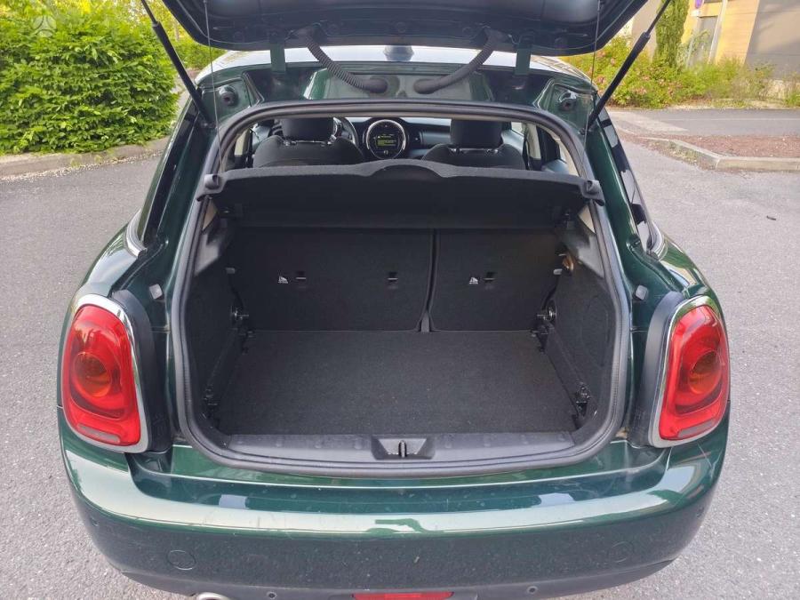 Green MINI Cooper 2017 in Kaunas, with an engine capacity of 1.50 L and mileage of 140 thousand km for 8800 €, photo 11 on AUTOMOTO.COM.LV