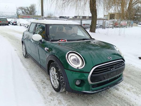 Zaļš MINI Cooper 2020 Marijampole, ar dzinēja tilpumu 1.50 L un nobraukumu 155 tūkst. km par 8000 €, foto 3 vietnē AUTOMOTO.COM.LV