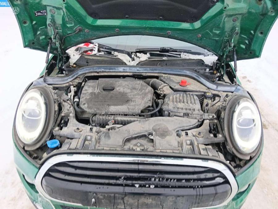 Green MINI Cooper 2020 in Marijampole, with an engine capacity of 1.50 L and mileage of 155 thousand km for 8000 €, photo 15 on AUTOMOTO.COM.LV