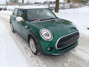 Green MINI Cooper 2020 in Marijampole, with an engine capacity of 1.50 L and mileage of 155 thousand km for 8000 €, photo 19 on AUTOMOTO.COM.LV