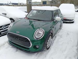 Green MINI Cooper 2020 in Marijampole, with an engine capacity of 1.50 L and mileage of 155 thousand km for 8000 €, photo 25 on AUTOMOTO.COM.LV