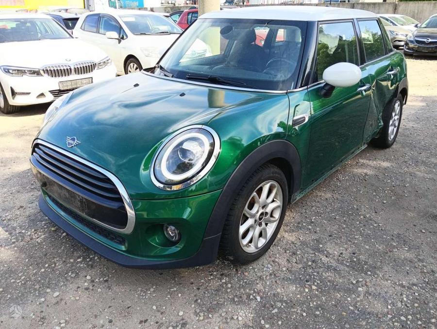 Green MINI Cooper 2020 in Marijampole, with an engine capacity of 1.50 L and mileage of 155 thousand km for 7000 €, photo 4 on AUTOMOTO.COM.LV