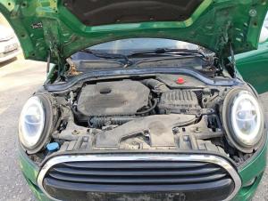 Green MINI Cooper 2020 in Marijampole, with an engine capacity of 1.50 L and mileage of 155 thousand km for 7000 €, photo 17 on AUTOMOTO.COM.LV