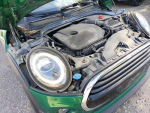 Green MINI Cooper 2020 in Marijampole, with an engine capacity of 1.50 L and mileage of 155 thousand km for 7000 €, photo 19 on AUTOMOTO.COM.LV