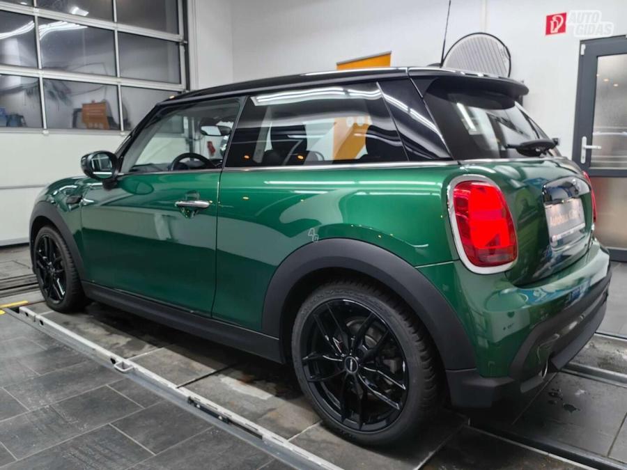 Zaļš MINI Cooper 2023 Kauņa, ar dzinēja tilpumu 1.50 L un nobraukumu 12 tūkst. km par 24450 €, foto 4 vietnē AUTOMOTO.COM.LV