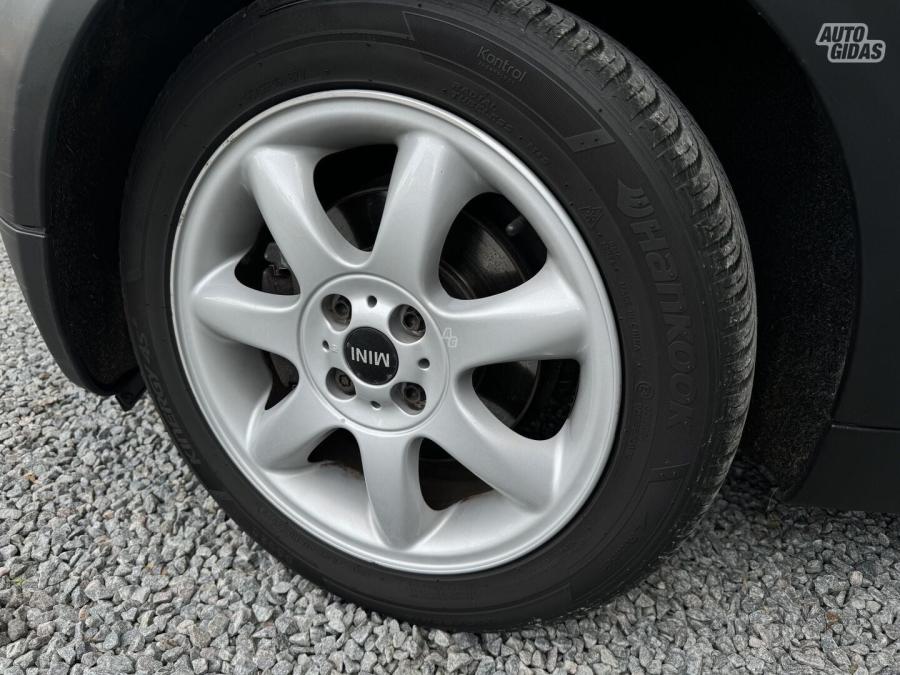 Grey MINI Cooper 2010 in Vilnius, with an engine capacity of 1.60 L and mileage of 198 thousand km for 4200 €, photo 22 on AUTOMOTO.COM.LV