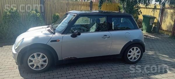 Pelēks MINI Cooper 2001 Jūrmala, ar dzinēja tilpumu 1.60 L un nobraukumu 320 tūkst. km par 645 €, foto 3 vietnē AUTOMOTO.COM.LV