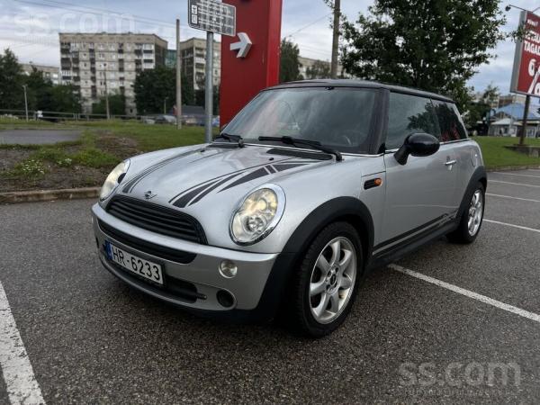 Pelēks MINI Cooper 2006 Rīga, ar dzinēja tilpumu 1.60 L un nobraukumu 145 tūkst. km par 2999 €, foto 1 vietnē AUTOMOTO.COM.LV