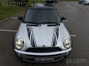 Pelēks MINI Cooper 2006 Rīga, ar dzinēja tilpumu 1.60 L un nobraukumu 145 tūkst. km par 2999 €, foto 4 vietnē AUTOMOTO.COM.LV