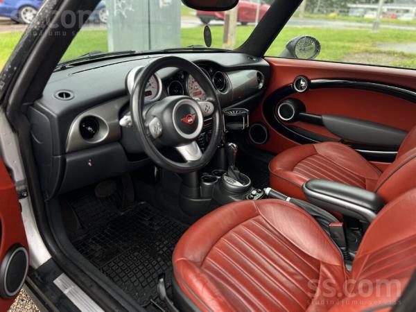 Pelēks MINI Cooper 2006 Rīga, ar dzinēja tilpumu 1.60 L un nobraukumu 145 tūkst. km par 2999 €, foto 7 vietnē AUTOMOTO.COM.LV