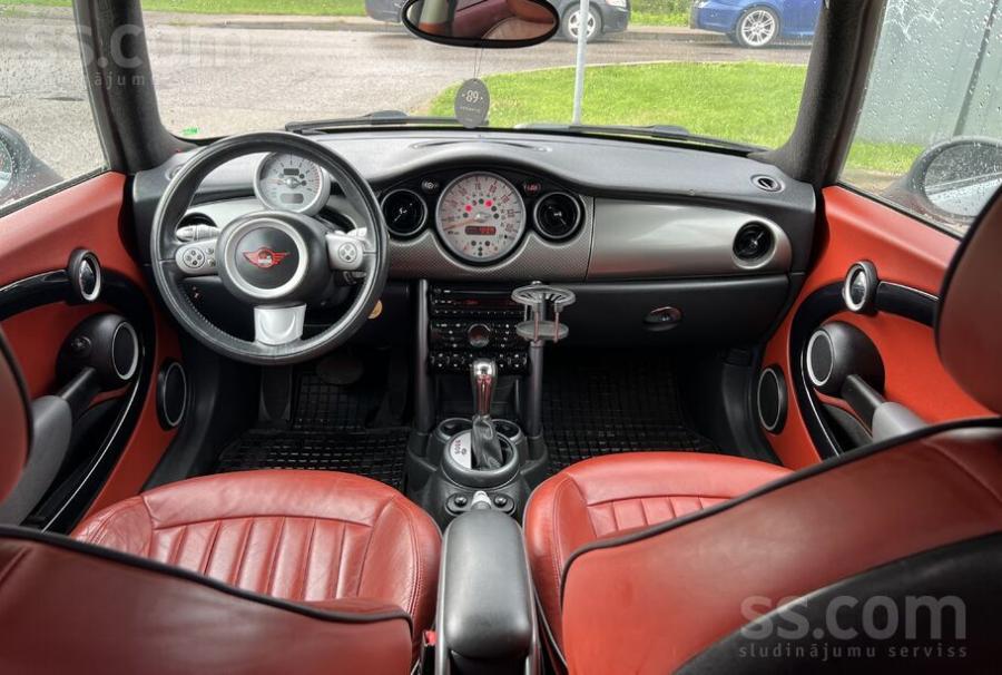 Pelēks MINI Cooper 2006 Rīga, ar dzinēja tilpumu 1.60 L un nobraukumu 145 tūkst. km par 2999 €, foto 9 vietnē AUTOMOTO.COM.LV