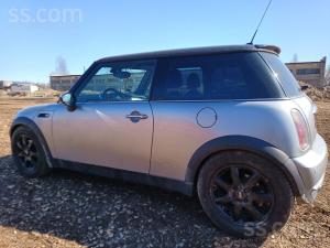 Pelēks MINI Cooper 2007 Valmiera, ar dzinēja tilpumu 1.60 L un nobraukumu 158 tūkst. km par 1900 €, foto  vietnē AUTOMOTO.COM.LV