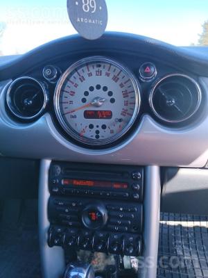 Grey MINI Cooper 2007 in Valmiera, with an engine capacity of 1.60 L and mileage of 158 thousand km for 1900 €, photo 11 on AUTOMOTO.COM.LV