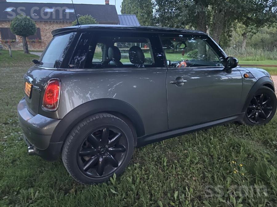 Pelēks MINI Cooper 2009 Talsi, ar dzinēja tilpumu 1.60 L un nobraukumu 231 tūkst. km par 3500 €, foto 4 vietnē AUTOMOTO.COM.LV