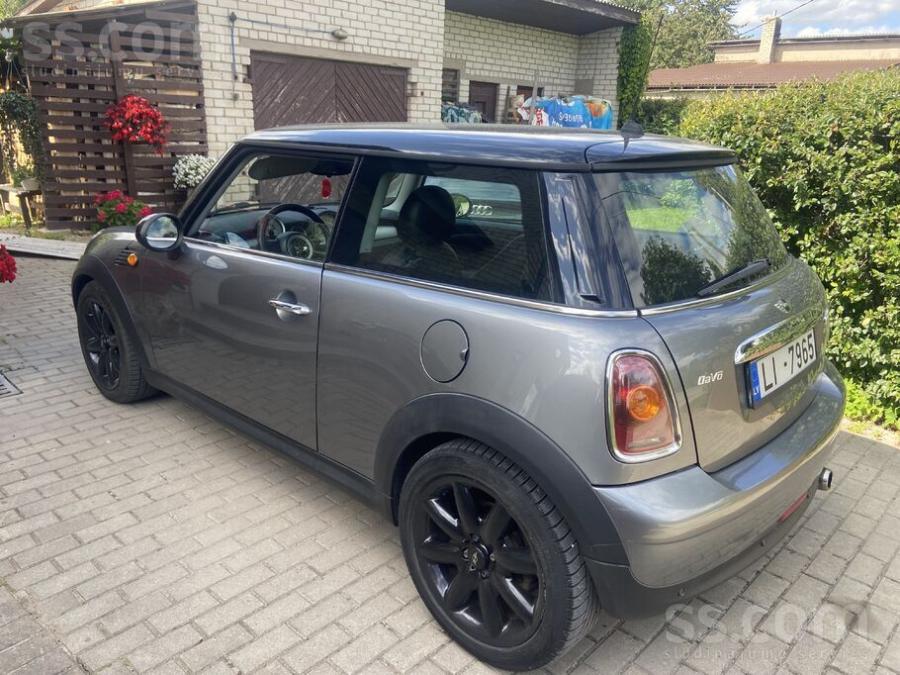 Pelēks MINI Cooper 2009 Talsi, ar dzinēja tilpumu 1.60 L un nobraukumu 231 tūkst. km par 3500 €, foto 15 vietnē AUTOMOTO.COM.LV