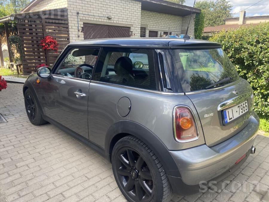 Pelēks MINI Cooper 2009 Talsi, ar dzinēja tilpumu 1.60 L un nobraukumu 231 tūkst. km par 3500 €, foto 16 vietnē AUTOMOTO.COM.LV