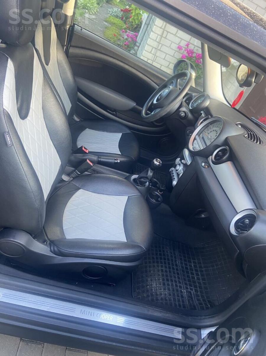 Pelēks MINI Cooper 2009 Talsi, ar dzinēja tilpumu 1.60 L un nobraukumu 231 tūkst. km par 3500 €, foto 25 vietnē AUTOMOTO.COM.LV