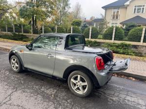 Grey MINI Cooper 2018 in Riga, with an engine capacity of 1.50 L and mileage of 200 thousand km for 4977 €, photo 6 on AUTOMOTO.COM.LV