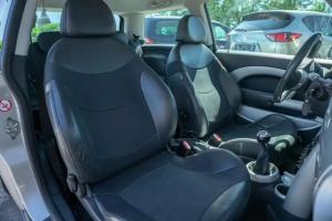 Pelēks MINI Cooper 2002 Liepāja, ar dzinēja tilpumu 1.60 L un nobraukumu 211 tūkst. km par 2650 €, foto 12 vietnē AUTOMOTO.COM.LV