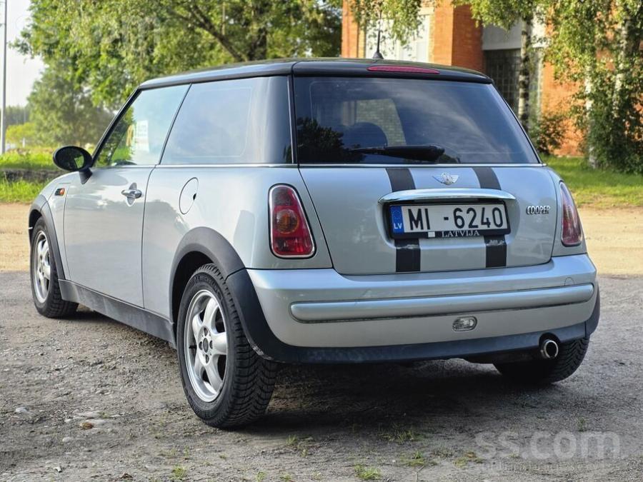 Серый Мини Купер 2002 в Лиепая, объемом двигателя 1.60 л и пробегом 228 тыс. км за 1700 €, фото 4 на AUTOMOTO.COM.LV