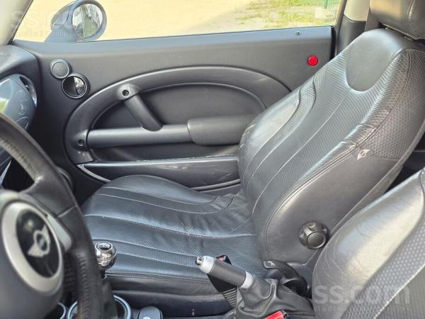 Grey MINI Cooper 2002 in Liepaja, with an engine capacity of 1.60 L and mileage of 228 thousand km for 1700 €, photo 9 on AUTOMOTO.COM.LV