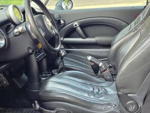 Pelēks MINI Cooper 2002 Grobiņa, ar dzinēja tilpumu 1.60 L un nobraukumu 228 tūkst. km par 1700 €, foto 8 vietnē AUTOMOTO.COM.LV