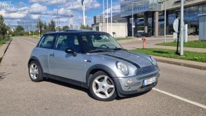 Grey MINI Cooper 2002 in Vilnius, with an engine capacity of 1.60 L and mileage of 311 thousand km for 1090 €, photo  on AUTOMOTO.COM.LV