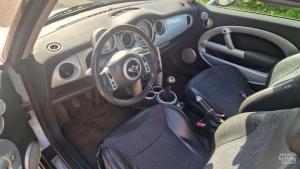 Grey MINI Cooper 2002 in Vilnius, with an engine capacity of 1.60 L and mileage of 311 thousand km for 1090 €, photo 14 on AUTOMOTO.COM.LV