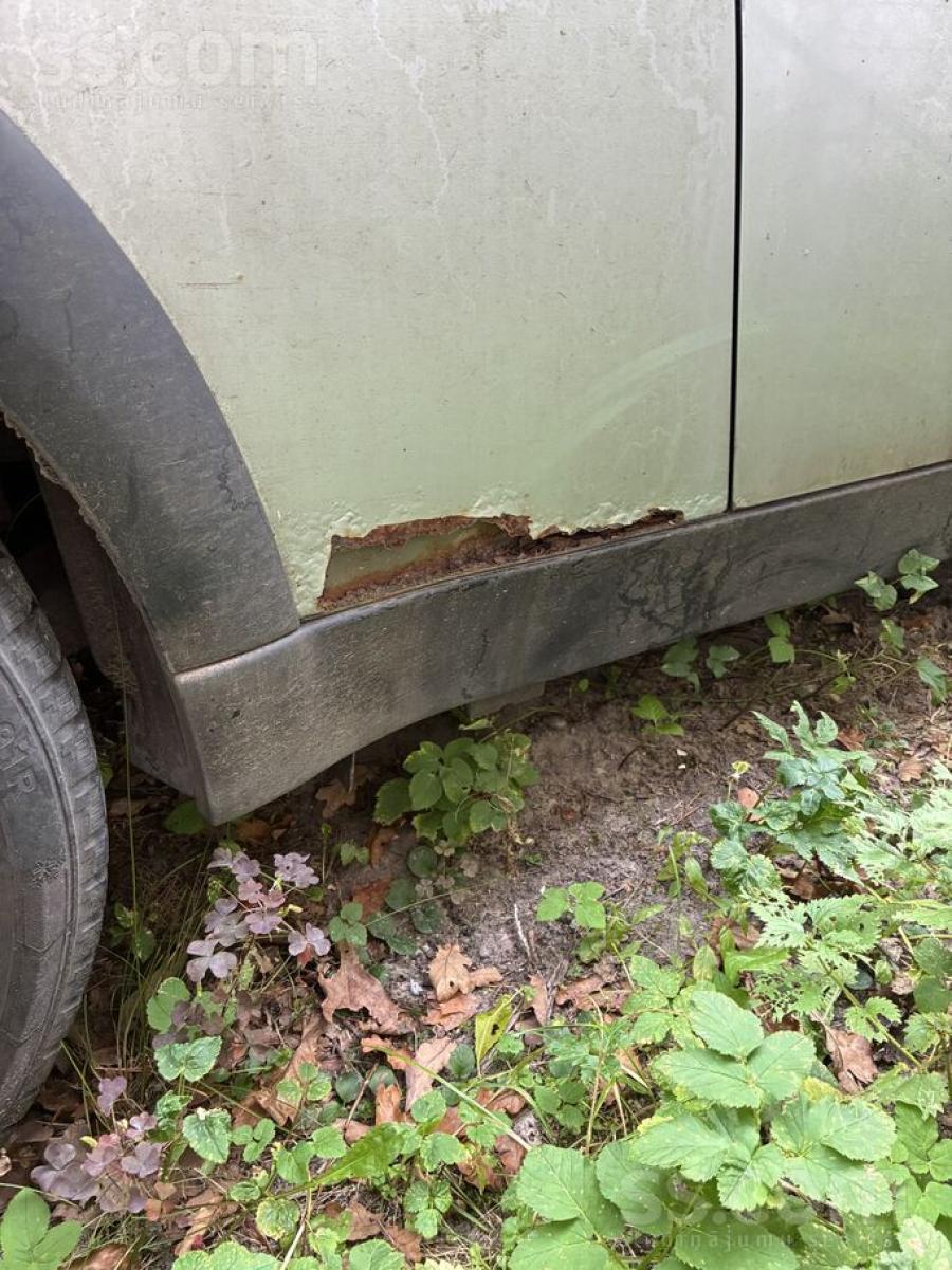 Pelēks MINI Cooper 2002 Jūrmala, ar dzinēja tilpumu 1.60 L un nobraukumu 181 tūkst. km par 650 €, foto 13 vietnē AUTOMOTO.COM.LV