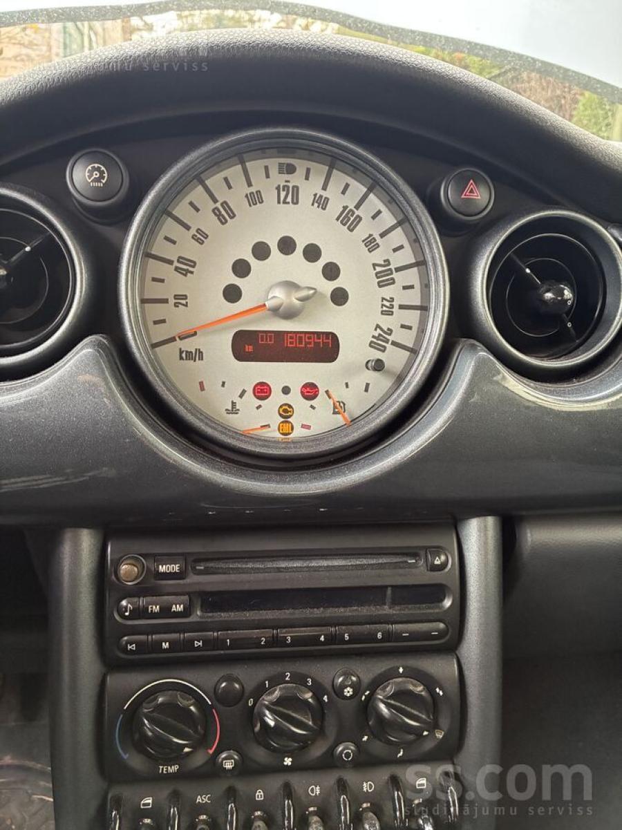 Pelēks MINI Cooper 2002 Jūrmala, ar dzinēja tilpumu 1.60 L un nobraukumu 181 tūkst. km par 650 €, foto 14 vietnē AUTOMOTO.COM.LV