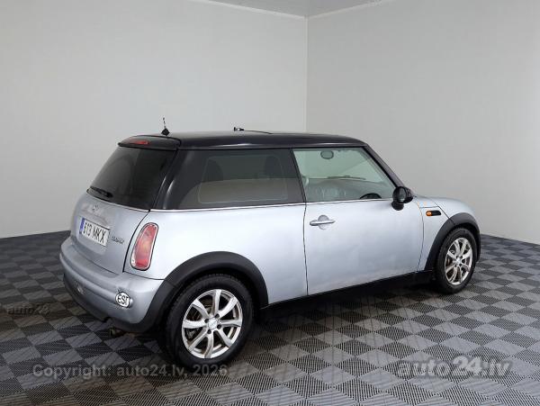 Grey MINI Cooper 2003 in Tallinn, with an engine capacity of 1.60 L and mileage of 189 thousand km for 999 €, photo 3 on AUTOMOTO.COM.LV