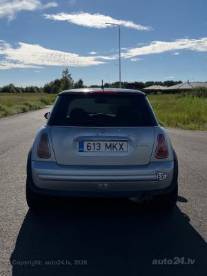 Grey MINI Cooper 2003 in Tallinn, with an engine capacity of 1.60 L and mileage of 192 thousand km for 1390 €, photo 6 on AUTOMOTO.COM.LV