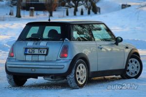Grey MINI Cooper 2004 in Tartu, with an engine capacity of 1.60 L and mileage of 289 thousand km for 1999 €, photo 3 on AUTOMOTO.COM.LV