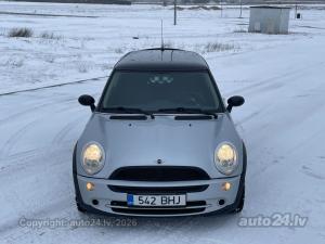 Pelēks MINI Cooper 2004 Tallina, ar dzinēja tilpumu 1.60 L un nobraukumu 217 tūkst. km par 1800 €, foto 15 vietnē AUTOMOTO.COM.LV