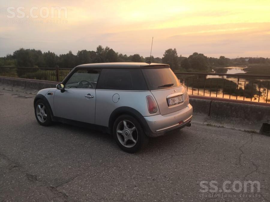 Pelēks MINI Cooper 2005 Jēkabpils, ar dzinēja tilpumu 1.60 L un nobraukumu 0 tūkst. km par 1700 €, foto 1 vietnē AUTOMOTO.COM.LV