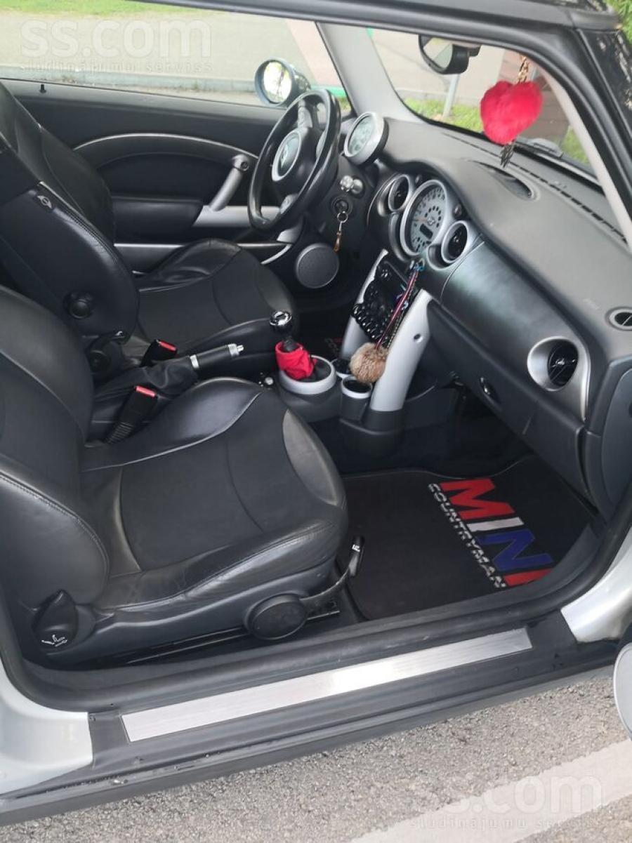 Pelēks MINI Cooper 2005 Jēkabpils, ar dzinēja tilpumu 1.60 L un nobraukumu 0 tūkst. km par 1700 €, foto 7 vietnē AUTOMOTO.COM.LV