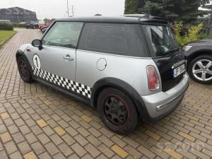 Grey MINI Cooper 2005 in Talsi, with an engine capacity of 1.40 L and mileage of 0 thousand km for 1200 €, photo 6 on AUTOMOTO.COM.LV