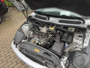 Grey MINI Cooper 2005 in Talsi, with an engine capacity of 1.40 L and mileage of 0 thousand km for 1200 €, photo 9 on AUTOMOTO.COM.LV
