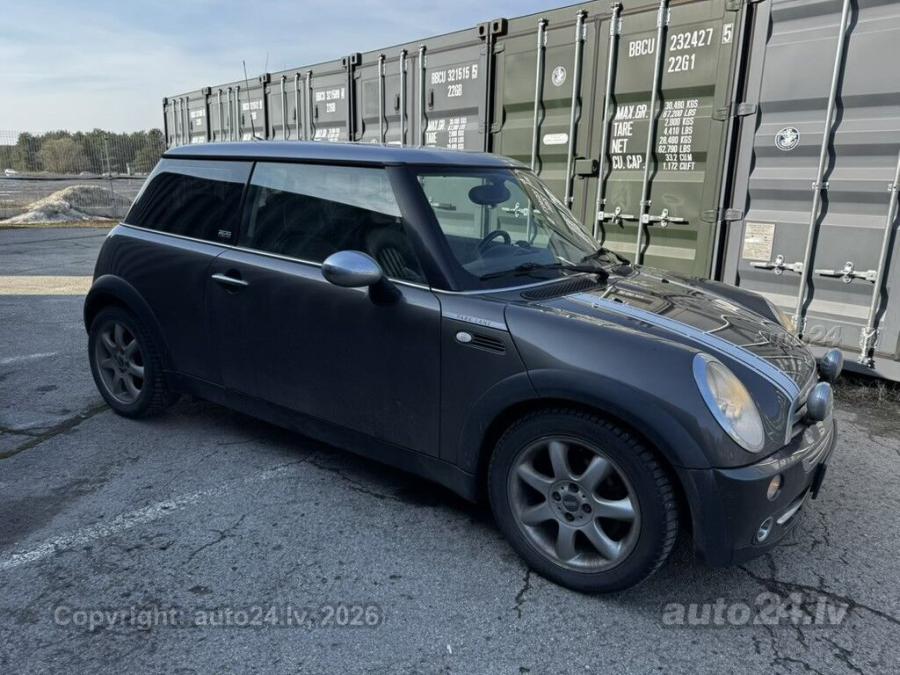 Grey MINI Cooper 2006 in Tallinn, with an engine capacity of 1.60 L and mileage of 268 thousand km for 2800 €, photo 5 on AUTOMOTO.COM.LV