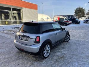 Grey MINI Cooper 2007 in Klaipeda, with an engine capacity of 1.60 L and mileage of 307 thousand km for 3800 €, photo 10 on AUTOMOTO.COM.LV