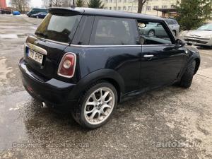 Pelēks MINI Cooper 2007 Tallina, ar dzinēja tilpumu 1.60 L un nobraukumu 138 tūkst. km par 3499 €, foto 4 vietnē AUTOMOTO.COM.LV