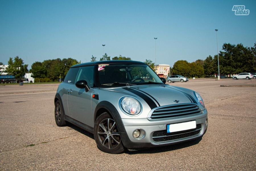 Pelēks MINI Cooper 2007 Kauņa, ar dzinēja tilpumu 1.60 L un nobraukumu 269 tūkst. km par 3000 €, foto 1 vietnē AUTOMOTO.COM.LV