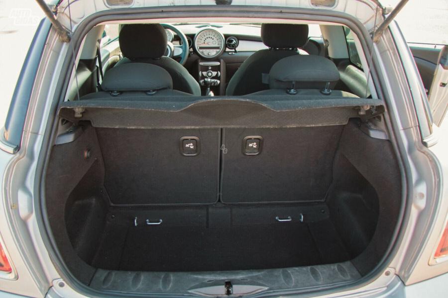 Pelēks MINI Cooper 2007 Kauņa, ar dzinēja tilpumu 1.60 L un nobraukumu 269 tūkst. km par 3000 €, foto 13 vietnē AUTOMOTO.COM.LV