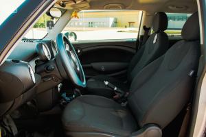 Pelēks MINI Cooper 2007 Kauņa, ar dzinēja tilpumu 1.60 L un nobraukumu 269 tūkst. km par 3000 €, foto 15 vietnē AUTOMOTO.COM.LV