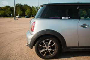Pelēks MINI Cooper 2007 Kauņa, ar dzinēja tilpumu 1.60 L un nobraukumu 269 tūkst. km par 3000 €, foto 16 vietnē AUTOMOTO.COM.LV